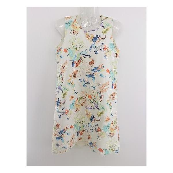 管理番号： 121005000824920230407ベースW40/由付属品： 無　　　　 襟、脇部分に薄汚れあり。　　　　 インナーペチコートの裾部分に補修跡あり。素材： 画像参照色： ホワイト オレンジ系 マルチサイズ： サイズ40梱包...