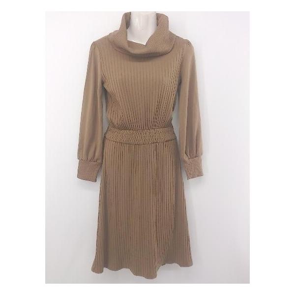 管理番号： 121112000394220230505ベースW53/川付属品： 無素材： 画像参照色： ブラウンサイズ： サイズM梱包サイズ： 通常採寸サイズ： 着丈：約103cm　肩幅：約36cm　身幅：約40cm　ウエスト：-cm　袖丈...