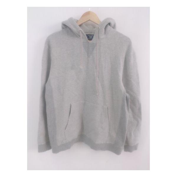 管理番号： 121223000512320240603ベースW643/菅付属品： 無<br>右袖や首周りに汚れあり。素材： 画像参照色： グレーサイズ： サイズL梱包サイズ： 通常付属品： 無<br>右袖や首周りに汚...