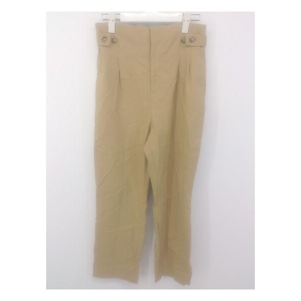 管理番号： 121227000496420240603ベースW583/長付属品： 無<br>保管時のシワがついております。素材： 画像参照色： ベージュサイズ： サイズ38梱包サイズ： 通常付属品： 無<br>保管時...