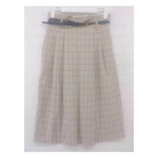 管理番号： 130209000332920240603ベースW900/大付属品： ウエストベルト<br>背面裾に小汚れあり。<br>ベルトの表面に剥がれあり。素材： 画像参照色： ベージュ系サイズ： サイズM梱包サイ...