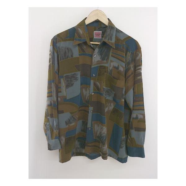 管理番号： 130220001101520240603ベースW699/菅付属品： 無<br>正面中部にシミあり。素材： 画像参照色： ブラウン カーキ ブルーサイズ： サイズM梱包サイズ： 通常付属品： 無<br>正...