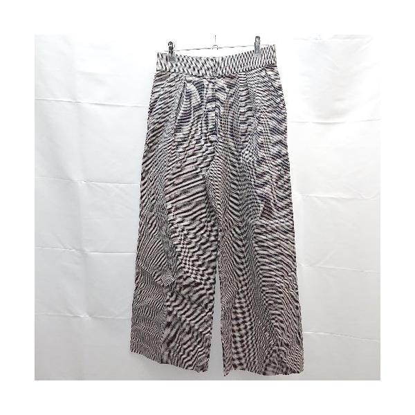 管理番号： 130309001232820240604ベースW/Y付属品： 無素材： 画像参照色： グレーサイズ： サイズL梱包サイズ： 通常付属品： 無採寸サイズ： 通常