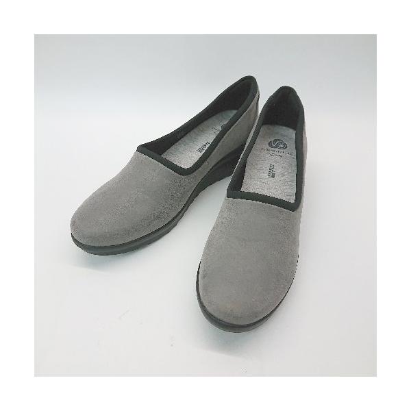 管理番号： 130412002938520240604ベースS/T付属品： 無素材： スウェード系/ラバー系ソール色： グレーサイズ： サイズ表記なし梱包サイズ： 通常付属品： 無採寸サイズ： 通常