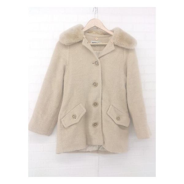 管理番号： 130525002875020240604ベースW758/菅EX付属品： 無<br>首周りに汚れあり。<br>襟ボアは取り外し可能です。素材： 表記なし色： ベージュサイズ： サイズ85-94-160梱包...