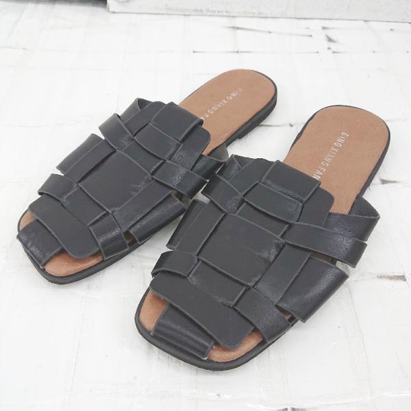 管理番号： 130624000754020230920ベースS18/由付属品： 無<br>多少の擦れ、汚れあり<br>アウトソールに擦り減りあり。素材： レザー系/ラバーソール色： ブラックサイズ： サイズ39梱包サ...