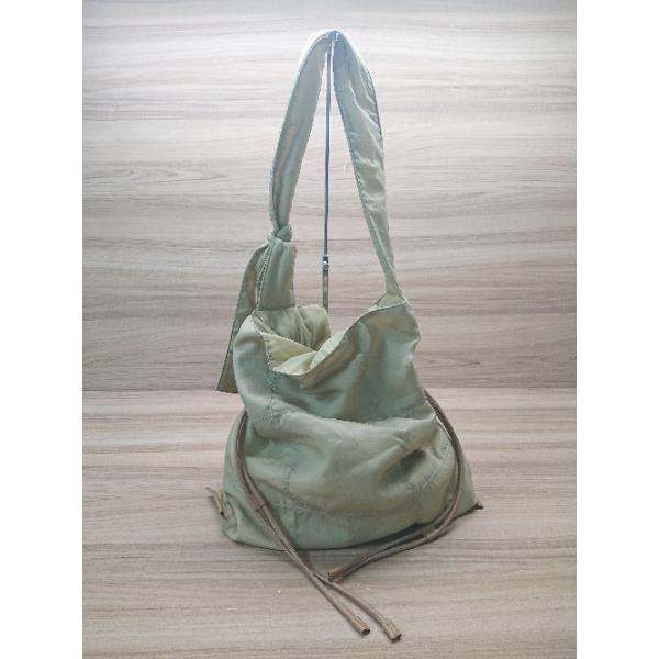 管理番号： 130626001424520250131ベースB/MY付属品： 無素材： 布系色： ベージュサイズ： 0梱包サイズ： 通常付属品： 無採寸サイズ： 通常