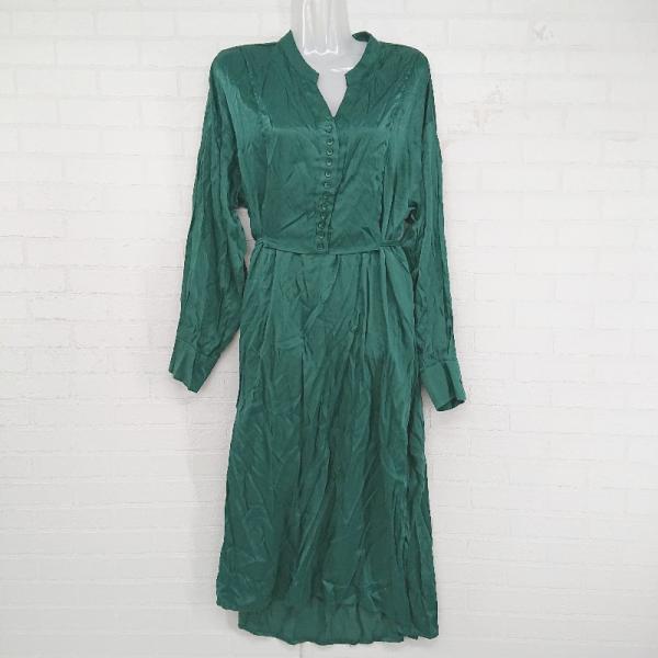 管理番号： 130627000955220241121ベースW764/長付属品： 無<br>所々に毛玉がありますが大きなダメージ等は御座いません。<br>やや光沢のある商品です。素材： 画像参照色： グリーンサイズ：...