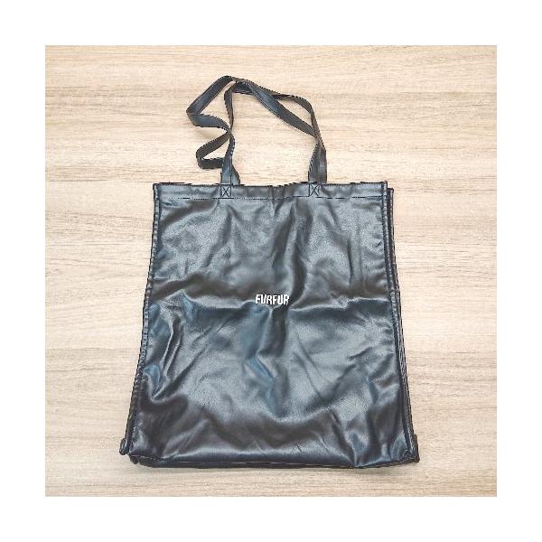 管理番号： 130712003520220240606ベースB/WN付属品： 無<br>裏地破れ素材： レザー系色： ブラックサイズ： 0梱包サイズ： 通常付属品： 無<br>裏地破れ採寸サイズ： 通常