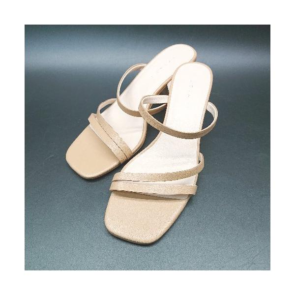 管理番号： 130712004316020250124ベースS/OA付属品： 無<br>使用感のある商品です素材： レザー系/ラバーソール色： ベージュサイズ： サイズ37梱包サイズ： 通常付属品： 無<br>使用感...