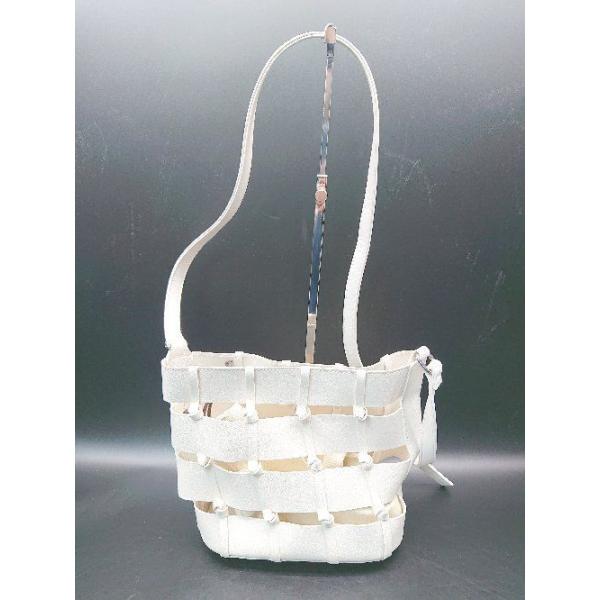 管理番号： 130712004381820250226ベースB/OA付属品： 巾着素材： レザー系色： ホワイトサイズ： 0梱包サイズ： 通常付属品： 巾着採寸サイズ： 通常