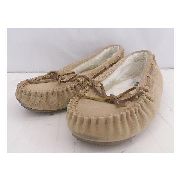 管理番号： 130725000059020250129ベースS444/長付属品： 無<br>全体的に擦れ、汚れあり。<br>アウトソールに擦り減りあり。素材： スウェード/ラバーソール色： ベージュサイズ： サイズ7...