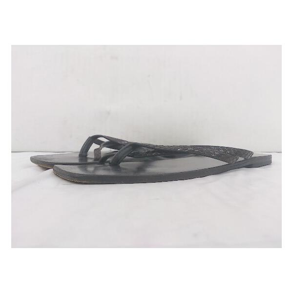 管理番号： 130725000541020240509ベースS27/由付属品： 無<br>多少の擦れ、汚れあり<br>アウトソールに擦り減りあり素材： レザー/レザーソール色： ブラックサイズ： サイズ38梱包サイズ...