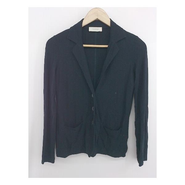 管理番号： 130804000004220240920ベースW231/由付属品： 無<br>襟に薄汚れあり。素材： 画像参照色： ネイビー系サイズ： サイズ40梱包サイズ： 通常付属品： 無<br>襟に薄汚れあり。採...