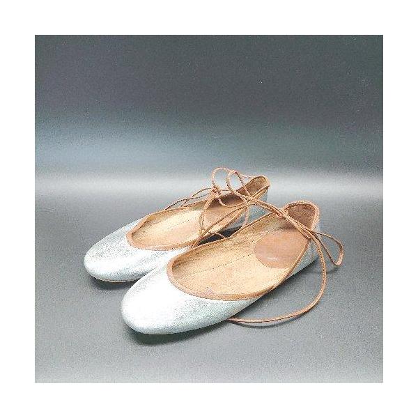 管理番号： 130816002378520231002ベースS/MY付属品： 無<br>型崩れ有。全体的に汚れ傷あり。素材： エナメル系/ラバーソール色： シルバーサイズ： サイズ39梱包サイズ： 通常付属品： 無<br&...