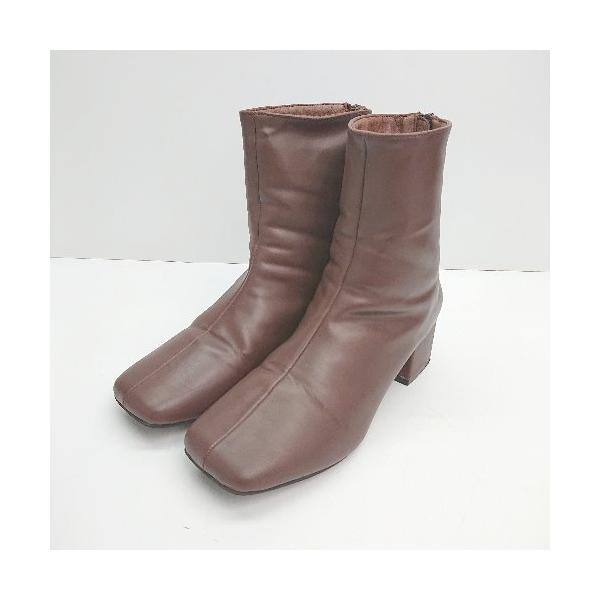 管理番号： 130904006668720240920ベースS/TF付属品： 無<br>全体的に汚れあり素材： レザー系/ラバーソール色： ブラウンサイズ： サイズL梱包サイズ： 大付属品： 無<br>全体的に汚れあ...