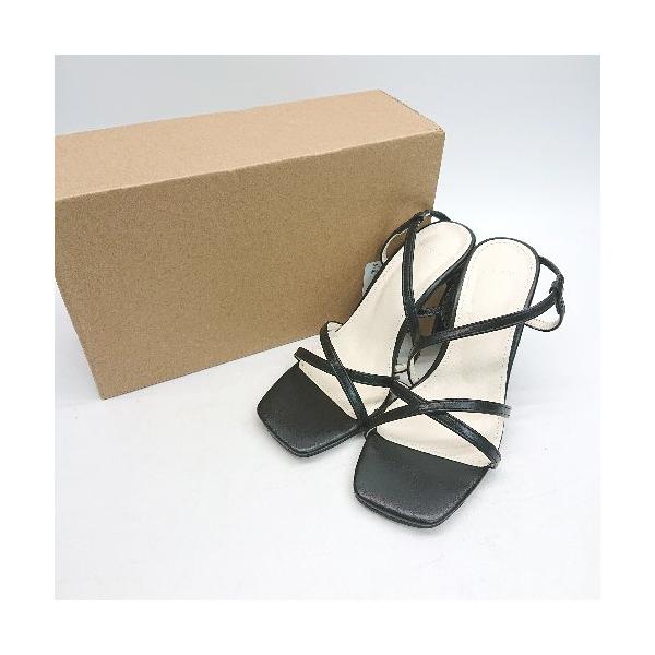 管理番号： 130904007603720241019ベースS/WN付属品： 無素材： ビニール系/ゴム系ソール色： ブラックサイズ： サイズ22.5梱包サイズ： 通常付属品： 無採寸サイズ： 通常