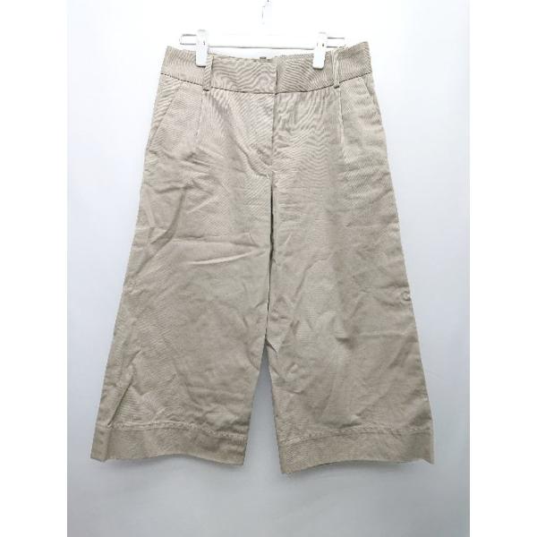 管理番号： 131002000988420240411ベースW11/辻付属品： 無<br>多少汚れあり。素材： 画像参照色： ベージュ系サイズ： サイズ38梱包サイズ： 通常付属品： 無<br>多少汚れあり。採寸サイ...