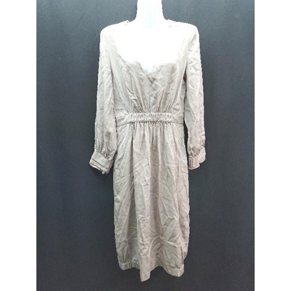 管理番号： 131013001277420240607ベースW/KH付属品： 無素材： 画像参照色： ベージュサイズ： サイズ40梱包サイズ： 通常付属品： 無採寸サイズ： 通常