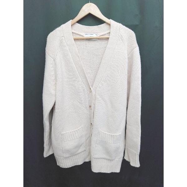 管理番号： 140318001941820240425ベースW105/増付属品： 無<br>使用に伴う擦れ、毛羽立ちあり。<br>腕部分に薄汚れあり。素材： 画像参照色： ライトベージュサイズ： サイズF梱包サイズ：...