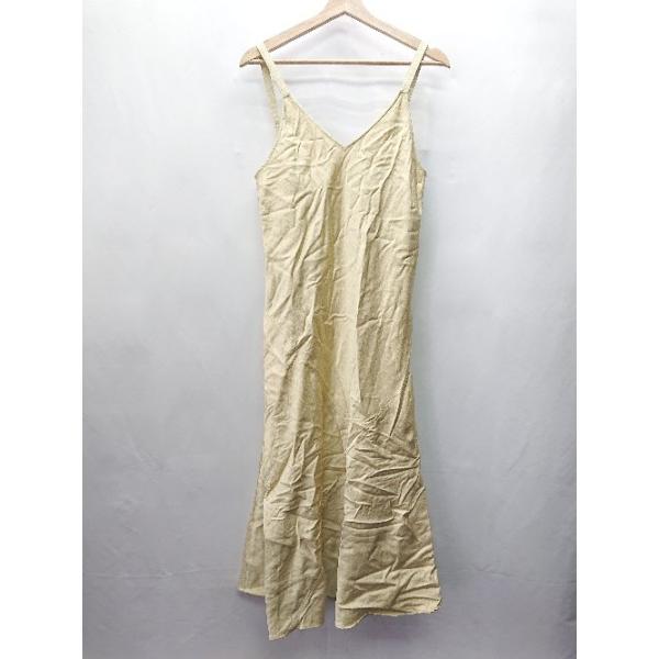 管理番号： 140514001268220240524ベースW/A付属品： 無<br>裾部分、背面一部汚れあり素材： 画像参照色： ゴールド系サイズ： サイズ38梱包サイズ： 通常付属品： 無<br>裾部分、背面一部...