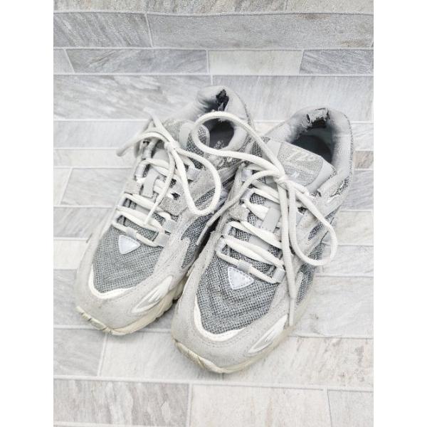 管理番号： 140611001018920240617ベースS57/増付属品： 無<br>全体的に擦れ、汚れあり。<br>かかと内側に破れあり。素材： スウェード系 合成繊維系/ラバーソール色： グレーサイズ： サイ...