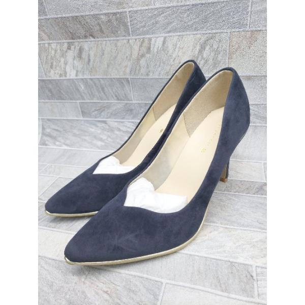 管理番号： 140611002762020240624ベースS/友付属品： 無<br>多少の使用感あり<br>内側に変色あり素材： スエード系/ラバーソール色： ネイビーサイズ： サイズ38梱包サイズ： 通常付属品：...