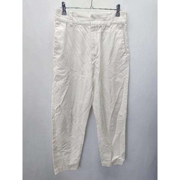 管理番号： 140618008546920240710ベースW/S付属品： 無<br>前身頃の部分的に汚れあり素材： 画像参照色： ホワイト系サイズ： サイズL梱包サイズ： 通常付属品： 無<br>前身頃の部分的に汚...