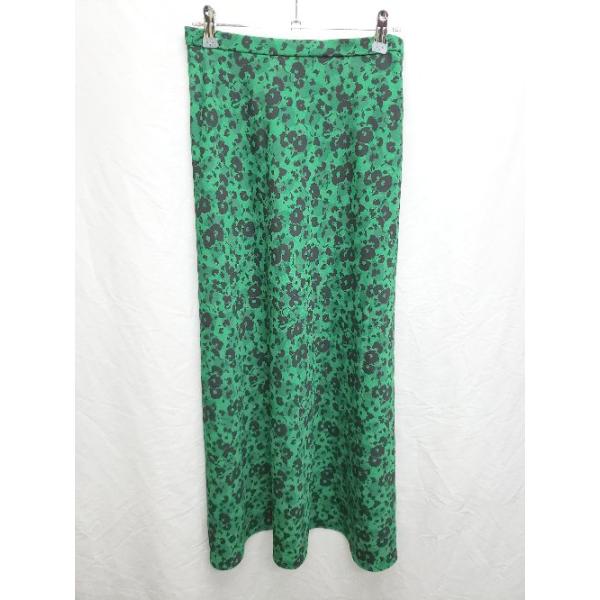 管理番号： 140624003655420240723ベースW165/増付属品： 無素材： 画像参照色： グリーン ブラックサイズ： サイズＭ梱包サイズ： 通常付属品： 無採寸サイズ： 通常