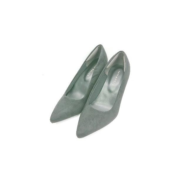 管理番号： 140806003585420240829ベースS/U付属品： 無素材： 布系/ラバー系ソール色： ブラックサイズ： サイズ37梱包サイズ： 通常付属品： 無採寸サイズ： 通常