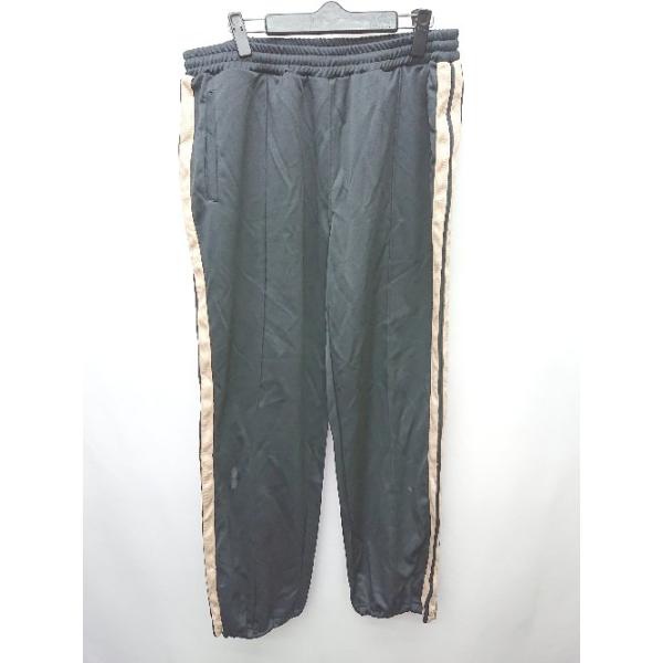 管理番号： 140909003459620241001ベースW15/梅付属品： 無<br>キズあり。素材： 画像参照色： ブラックサイズ： サイズXL梱包サイズ： 通常付属品： 無<br>キズあり。採寸サイズ： 通常