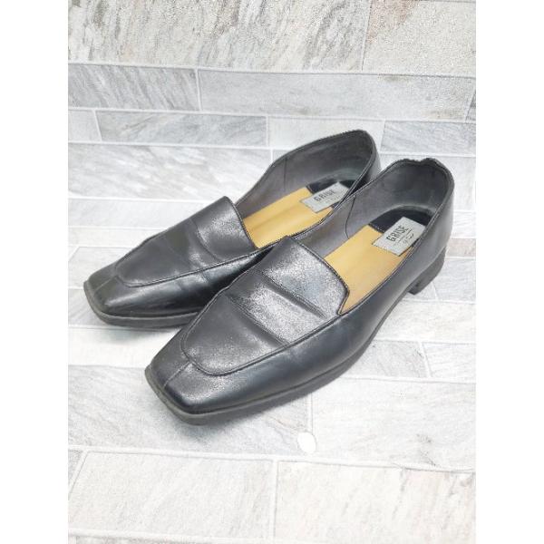管理番号： 140909003937920240920ベースS103/辻付属品： 無<br>所々に汚れ、擦れあり。<br>アウトソールに擦り減りあり。<br>内側かかと部分べたつきあり。素材： レザー系/...