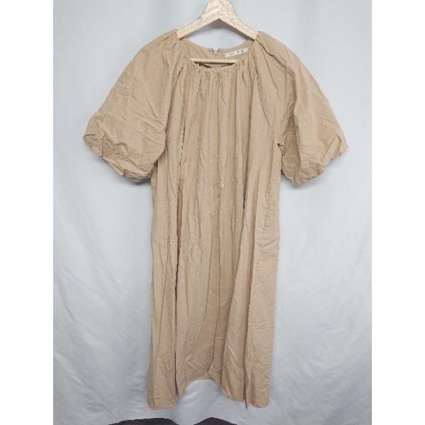 管理番号： 140924004078120241011ベースW/U付属品： 無素材： 画像参照色： ベージュサイズ： サイズM梱包サイズ： 通常付属品： 無採寸サイズ： 通常