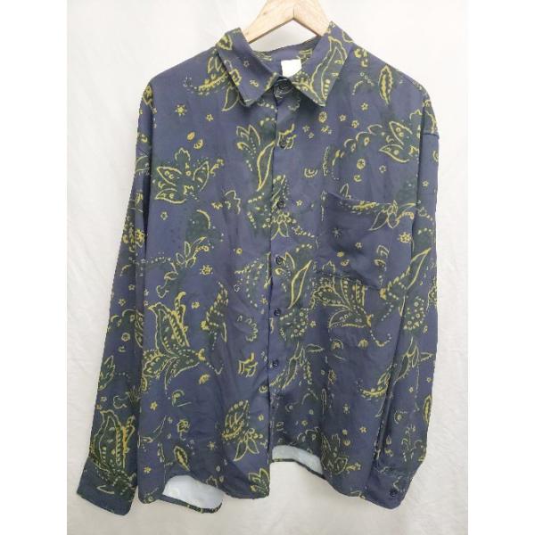 管理番号： 140925002586020241011ベースW145/辻付属品： 無<br>襟<br>襟部分に糸つれあり。素材： 画像参照色： ネイビー系 マルチサイズ： サイズ縦L 横L梱包サイズ： 通常付属品： ...