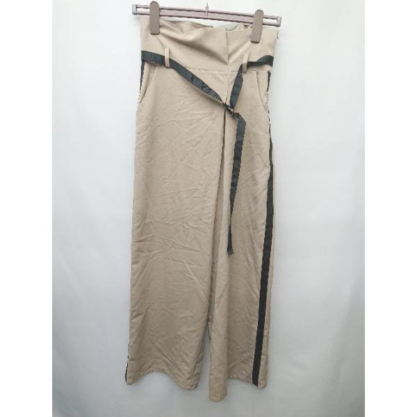 管理番号： 140925004180820241009ベースW55/小付属品： ウエストベルト素材： 画像参照色： ベージュ ブラックサイズ： 表記なし梱包サイズ： 通常付属品： ウエストベルト採寸サイズ： 通常