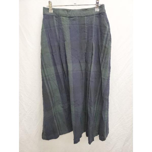 管理番号： 140925004305520241025ベースW209/増付属品： 無<br>所々に色褪せ、毛羽立ちあり。素材： 画像参照色： グリーン ネイビー系サイズ： サイズF梱包サイズ： 通常付属品： 無<br&gt...