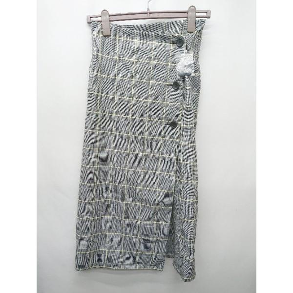 管理番号： 141016001615220241106ベースW/菅付属品： 替えボタン素材： 画像参照色： グレー イエローサイズ： サイズM梱包サイズ： 通常付属品： 替えボタン採寸サイズ： 通常