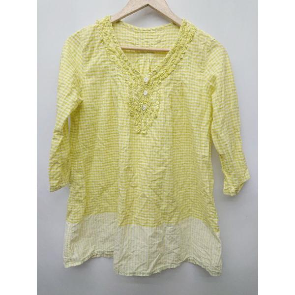 管理番号： 141016001830920241025ベースW148/辻付属品： 無<br>背面下部に汚れあり。素材： 画像参照色： イエロー ホワイトサイズ： サイズM梱包サイズ： 通常付属品： 無<br>背面下部...