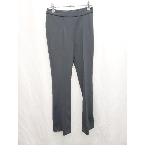 管理番号： 141023000596320241128ベースW56/七付属品： 無<br>裾ジップ持ち手破損しています。素材： 画像参照色： ブラックサイズ： サイズ34梱包サイズ： 通常付属品： 無<br>裾ジップ...