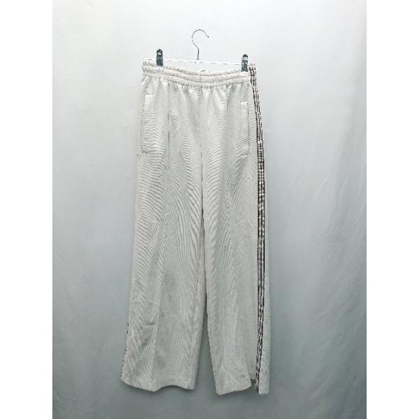 管理番号： 141128004768220250101ベースW/H付属品： 無<br>裾に汚れあり素材： 画像参照色： アイボリー系サイズ： サイズM梱包サイズ： 通常付属品： 無<br>裾に汚れあり採寸サイズ： 通常