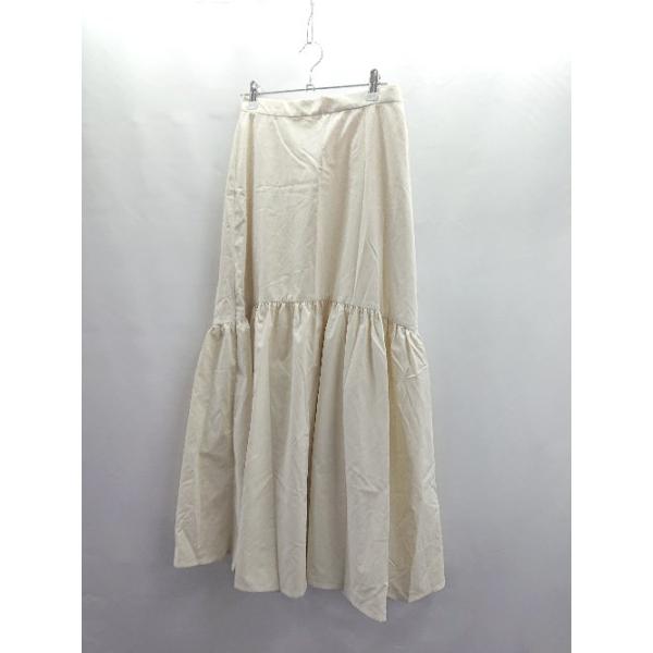 管理番号： 141209000960020250116ベースW/W付属品： 無<br>側面上部に毛羽立ちあり。素材： 画像参照色： ホワイト系サイズ： サイズF梱包サイズ： 通常付属品： 無<br>側面上部に毛羽立ち...