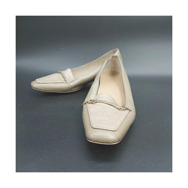 管理番号： 141226002919320250227ベースS/K付属品： 無<br>ヒール部分にキズあり素材： レザー系/ラバー系ソール色： ベージュサイズ： サイズ24梱包サイズ： 通常付属品： 無<br>ヒール...