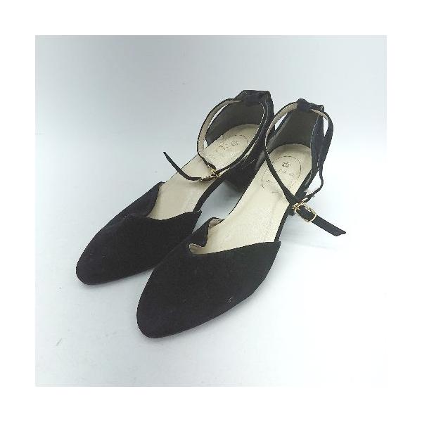 管理番号： 150123003895920250226ベースS/H付属品： 無<br>ソールに多少の破れあり素材： スウェード系/ラバー系ソール色： ブラック系サイズ： サイズM梱包サイズ： 通常付属品： 無<br>...