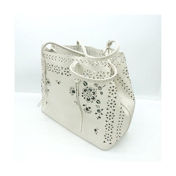 管理番号： 150123004944320250225ベースB/Yス真付属品： 無<br>所々汚れ 傷あり素材： 革系色： ベージュサイズ： 0梱包サイズ： 大付属品： 無<br>所々汚れ 傷あり採寸サイズ： 大