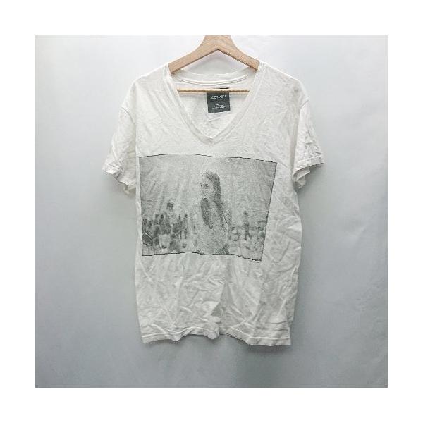 管理番号： 150203000130320250401ベースW/E付属品： 無<br>襟元汚れあり素材： 製品タグなし色： オフホワイト系サイズ： サイズ表記なし梱包サイズ： 通常付属品： 無<br>襟元汚れあり採寸...