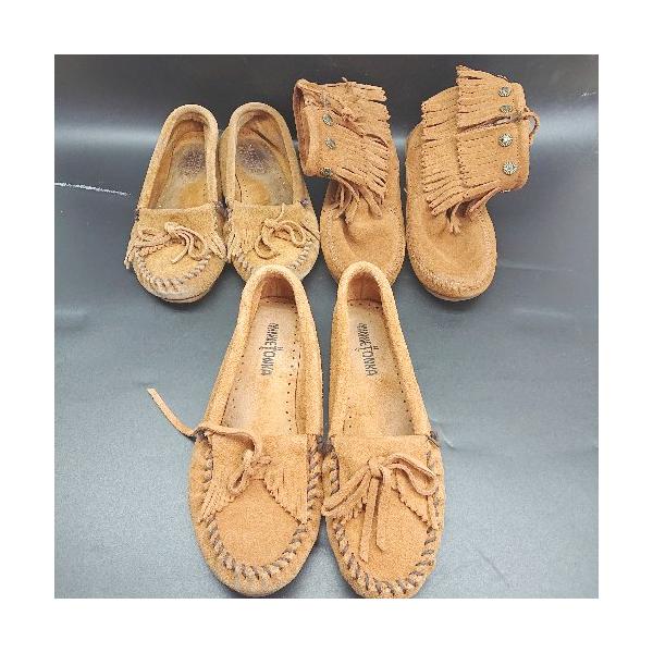 管理番号： 150203000559220250326ベースM/W ス真付属品： 無<br>3点ともに使用感、アウトソール削れあり。モカシンシューズのうち1点汚れ、擦れ、強いダメージあり。素材： まとめ売り商品の為、各季節、異な...