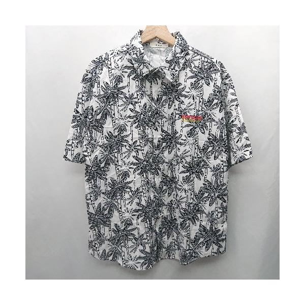 管理番号： 150203001625320250219ベースW/H付属品： 無素材： 画像参照色： ホワイト ブラックサイズ： サイズM梱包サイズ： 通常付属品： 無採寸サイズ： 通常