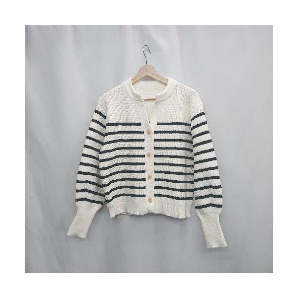 管理番号： 150421001639820250514ベースW/A付属品： 無素材： 画像参照色： アイボリー ブラックサイズ： サイズM梱包サイズ： 通常付属品： 無採寸サイズ： 通常