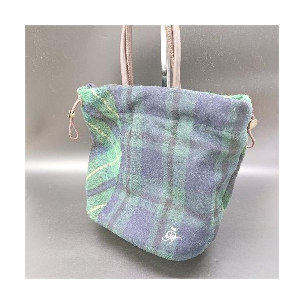 管理番号： 150424000982720250617ベースB/H付属品： 無<br>素材： ウール系色： グリーン系サイズ： 0梱包サイズ： 通常付属品： 無<br>採寸サイズ： 通常