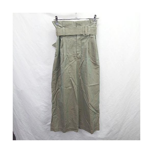 管理番号： 150611001171820250806ベースW18/梅付属品： ベルト<br>中央に汚れあり。素材： 画像参照色： ライトカーキ系サイズ： サイズ0梱包サイズ： 通常付属品： ベルト<br>中央に汚れ...